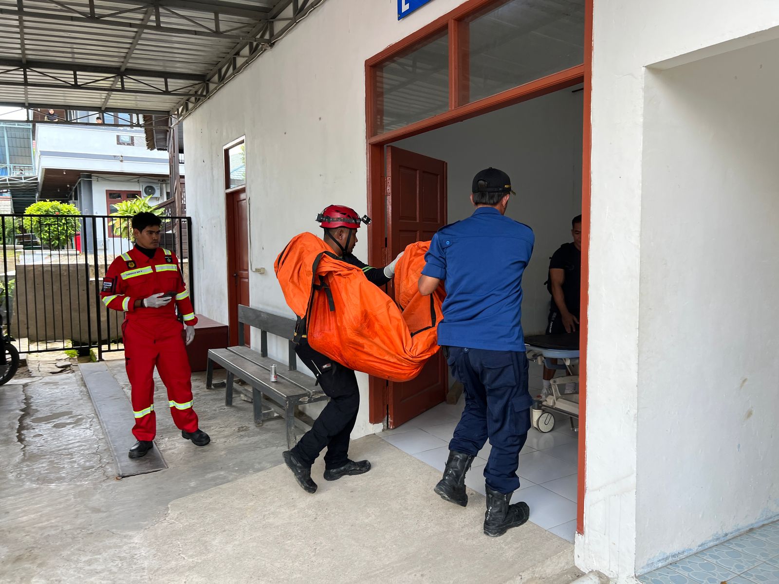 Anak Yang Terjatuh Dan Terbawa Arus, Ditemukan Meninggal Dunia - SegahNEWS