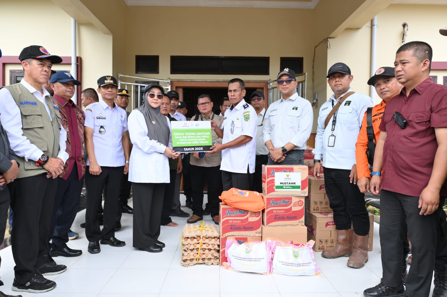 Masyarakat Terdampak Banjir, Sambut Gembira Bantuan Yang Diberikan PT ...